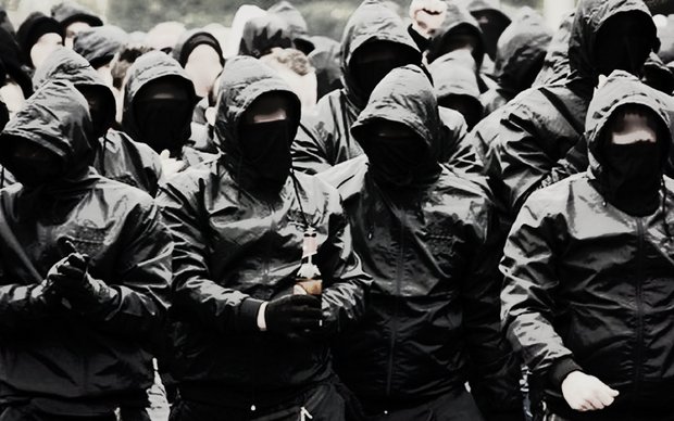 Themen-Abend «Rechts-, Linksradikalismus, Ultras & Hooligans heute» - Kantonsschule Uster